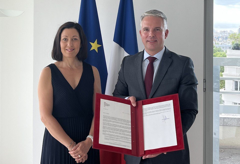 Qualité d’accueil et prévention de la maltraitance : remise de la ...